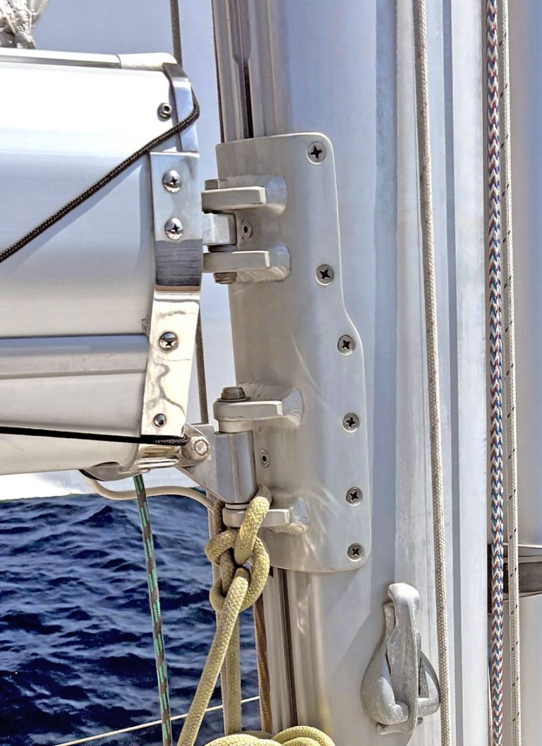 Leisure Furl® In-Boom Furling